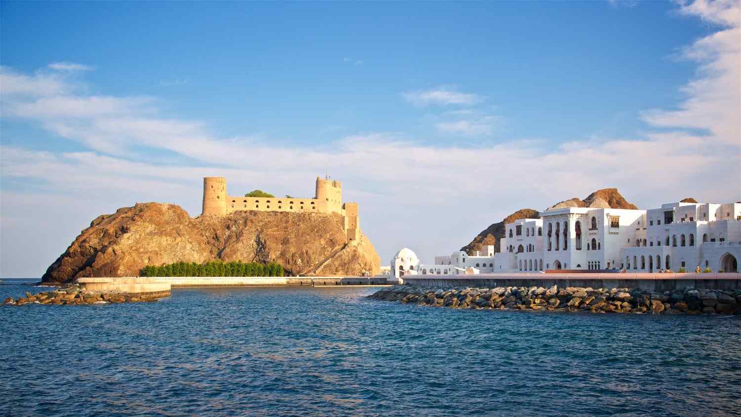 33 Tourist Places in Oman: Famous Places & Tourist Attractions