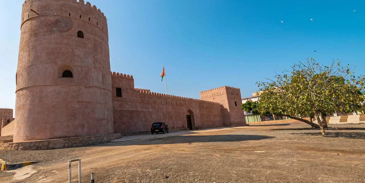 33 Tourist Places in Oman: Famous Places & Tourist Attractions