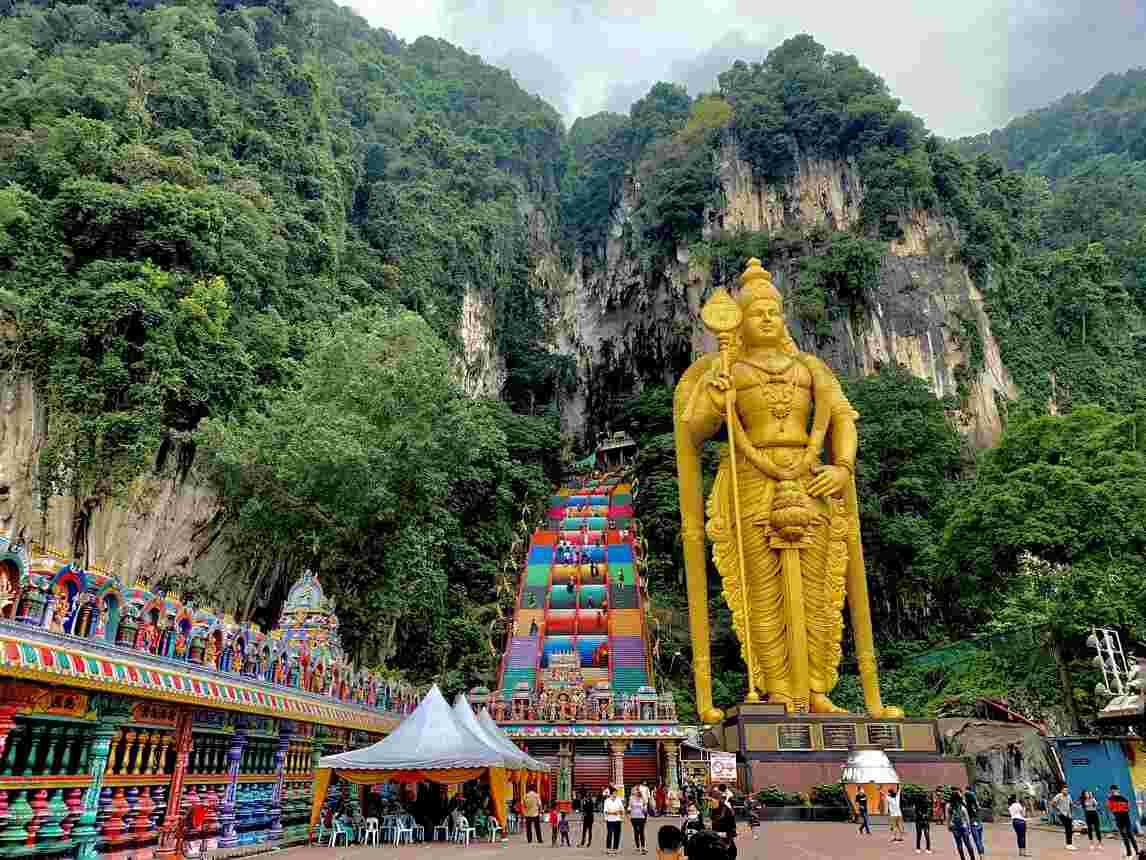 30 Tourist Places in Malaysia: Famous Places to Visit & Things to Do