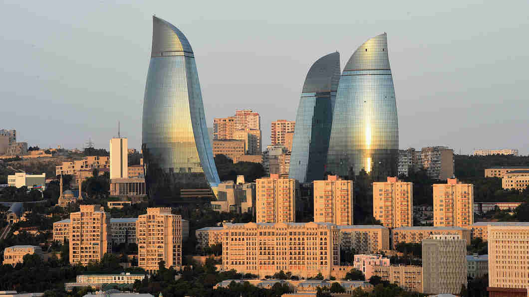 Azerbaijan Tourist: Seasons To Visit & Tips For Travelling