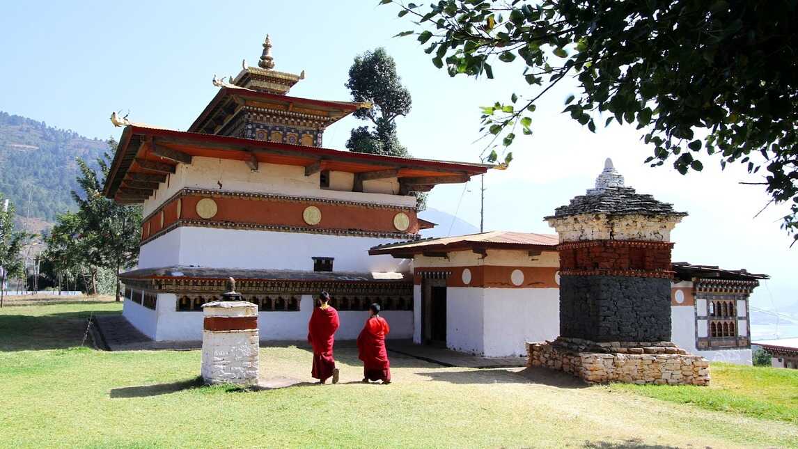 28 Tourist Places in Bhutan: Famous & Most Beautiful Places to Visit