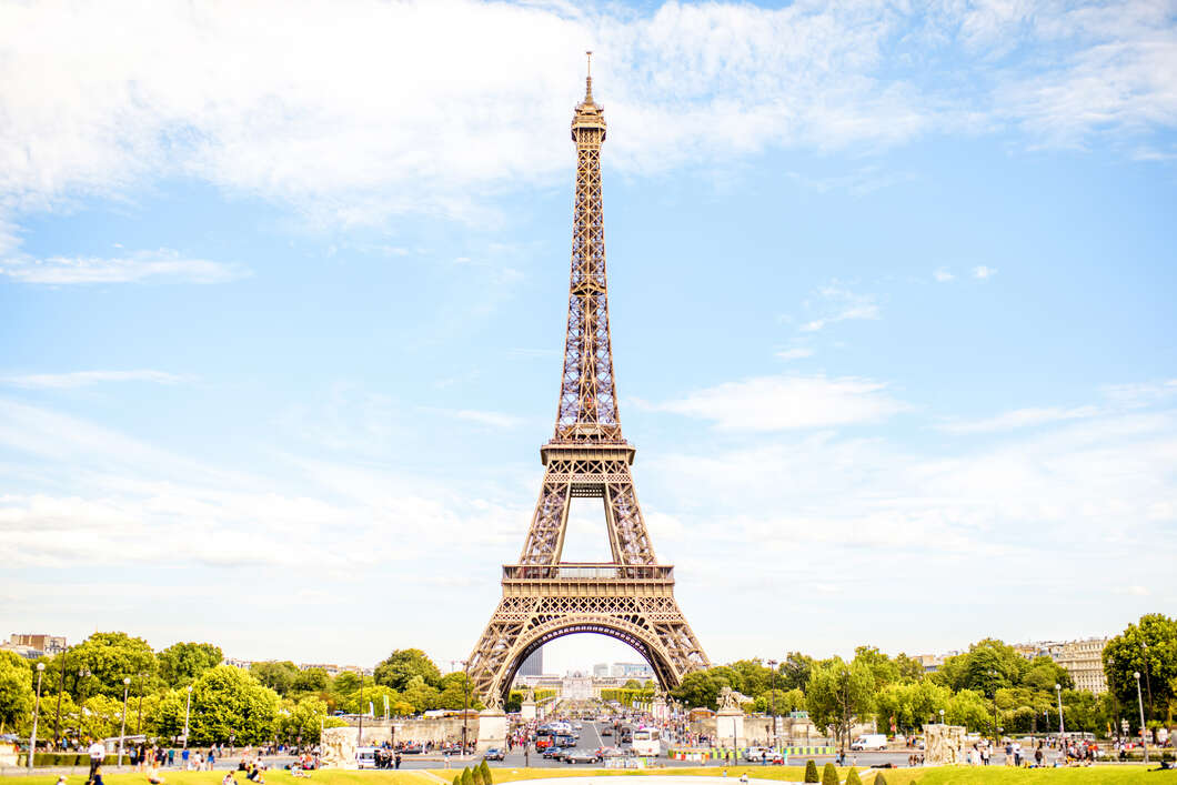 25 Tourist Places in Paris: Tourist Attractions & Famous Places to Visit