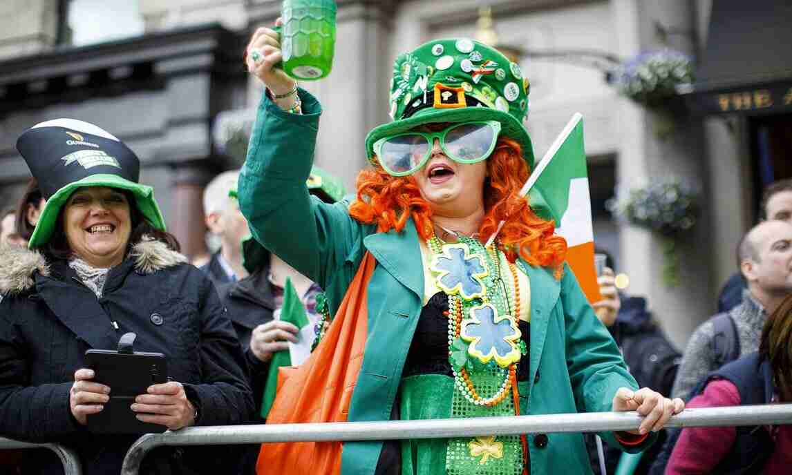 Best Time To Visit England: Seasons To Visit & Tips For Travelling