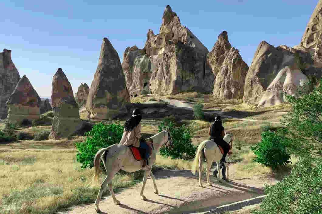 Best Time To Visit Turkey: Seasons To Visit & Tips For Travelling