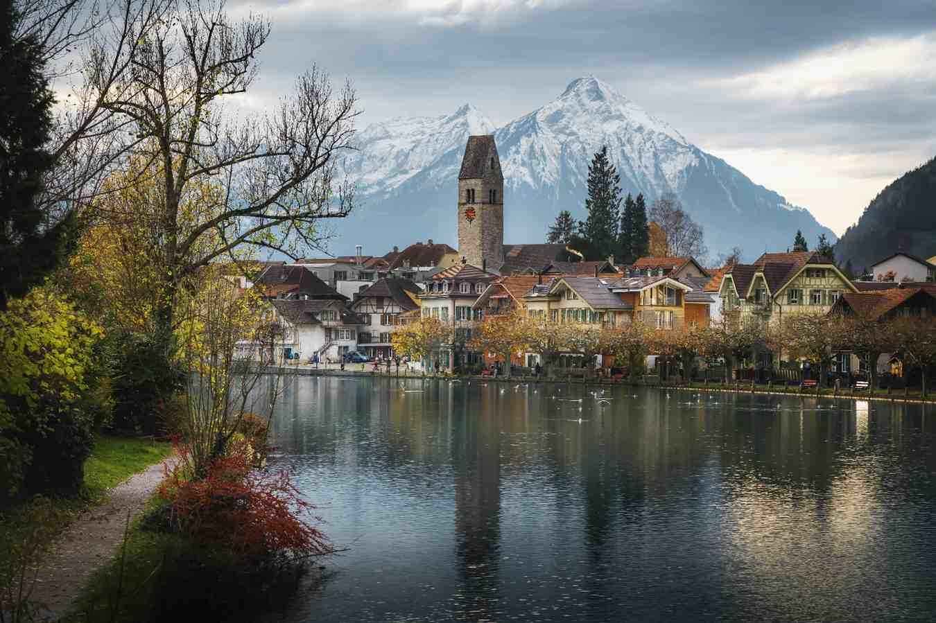 33 Tourist Places in Switzerland: Most Beautiful Places to Visit
