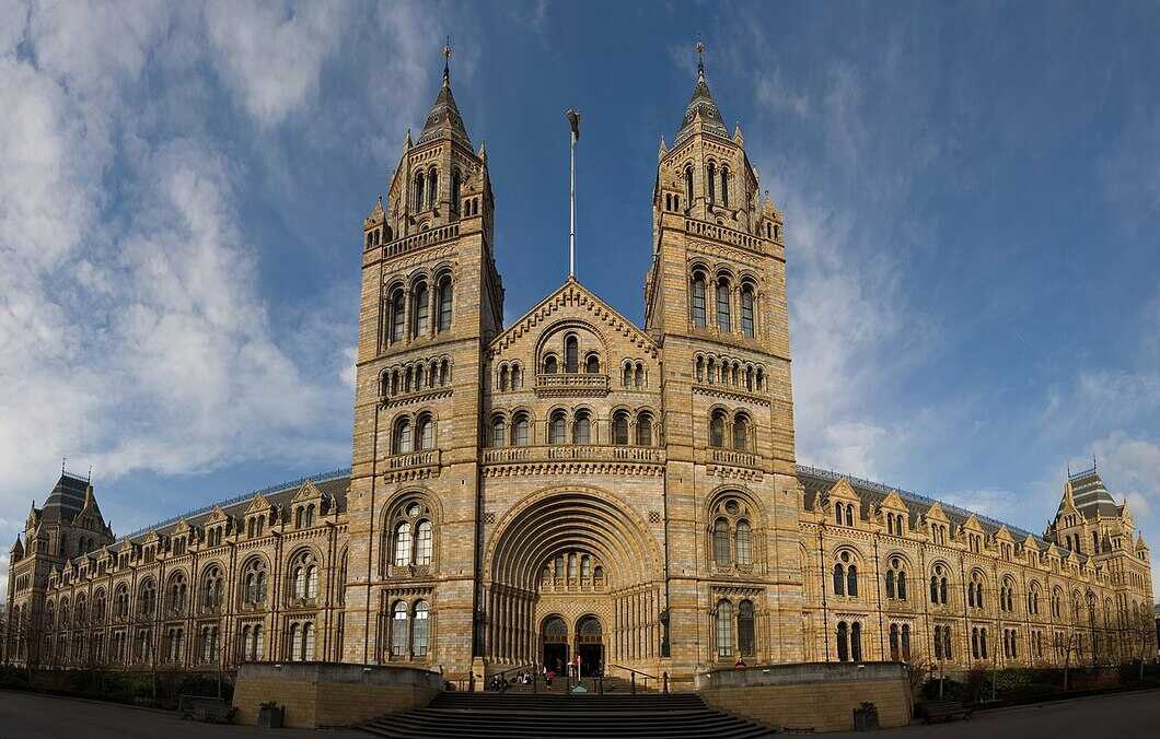 Top 22 Tourist Places in United Kingdom: Famous Places to Visit