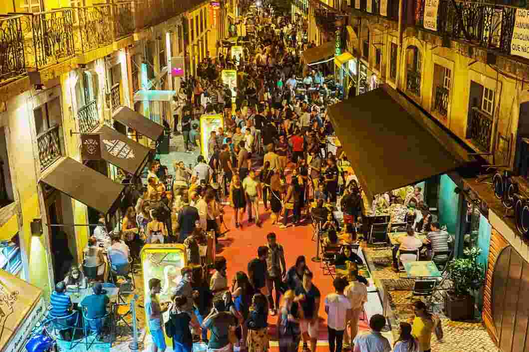 Best Time To Visit Romania: Seasons To Visit & Tips For Travelling