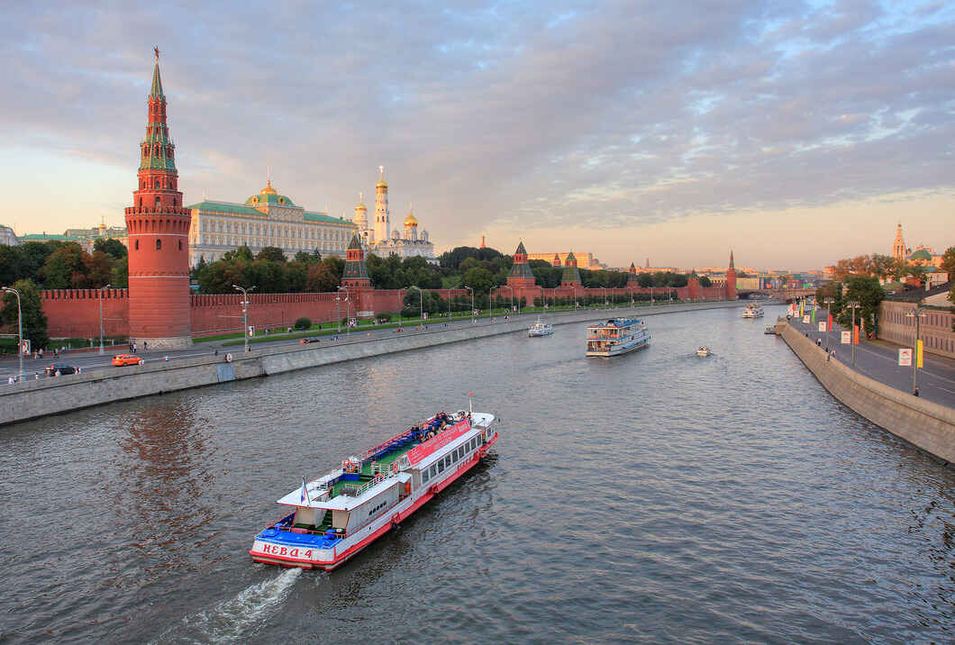 What Is Russia Famous For?- 25 Famous Places in Russia & Things to Do