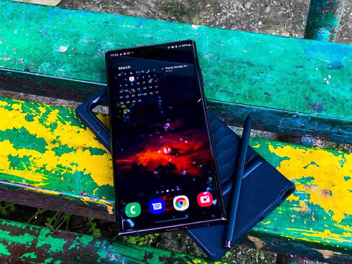 Best Flagship Phones in India: Price & Key Specifications Explained