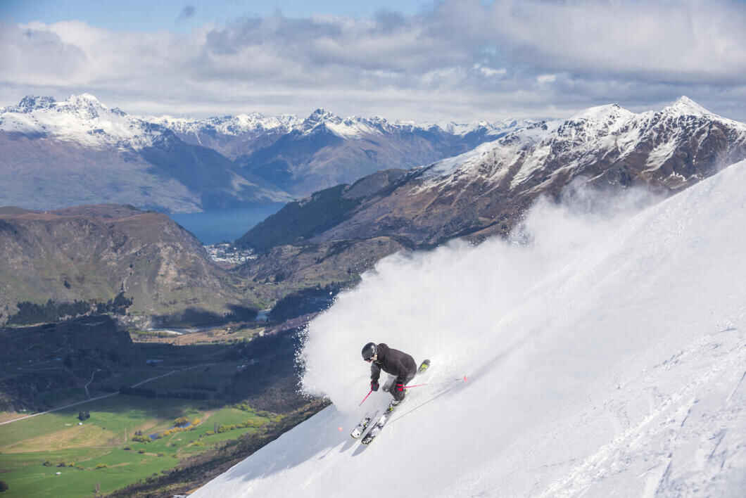 Best Time To Visit New Zealand: Seasons To Visit & Tips For Travelling