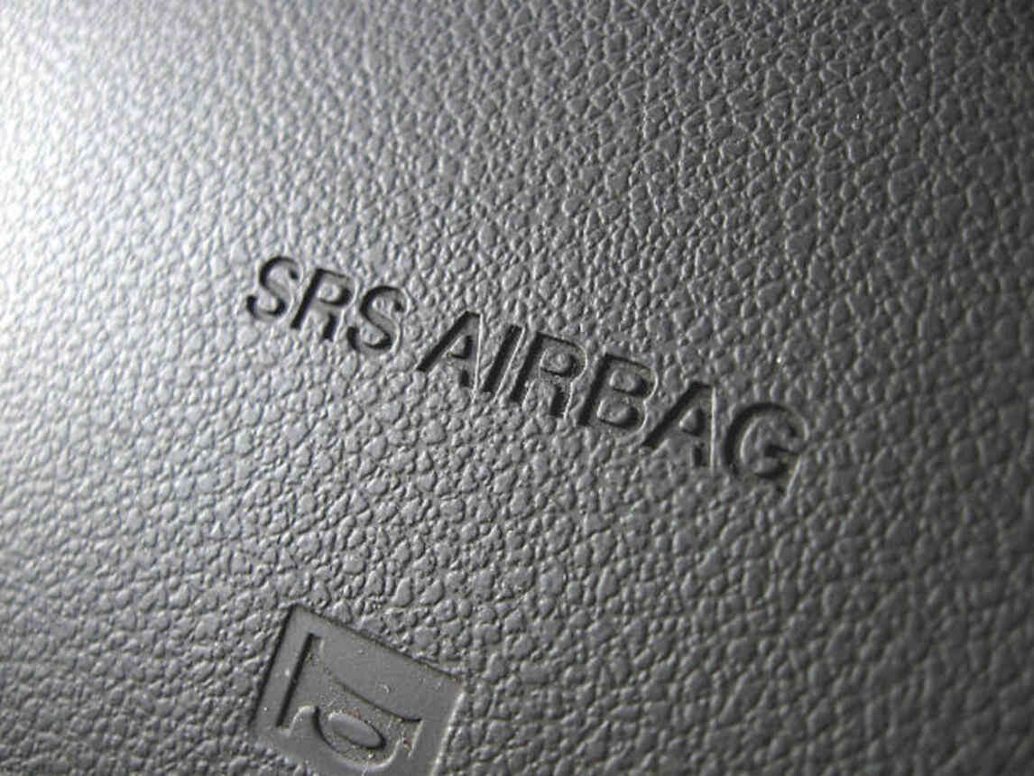 What Are SRS Airbags And How They Work?