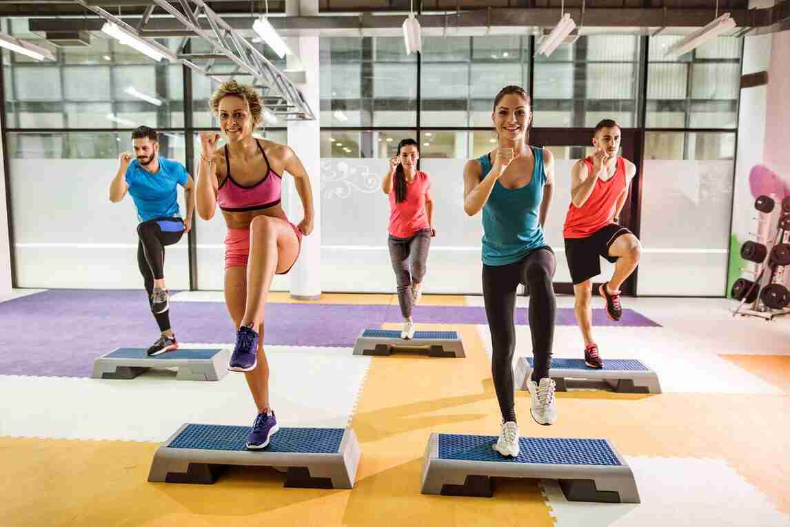 Exercises to do on a Stepper: Benefits and Who Should Avoid