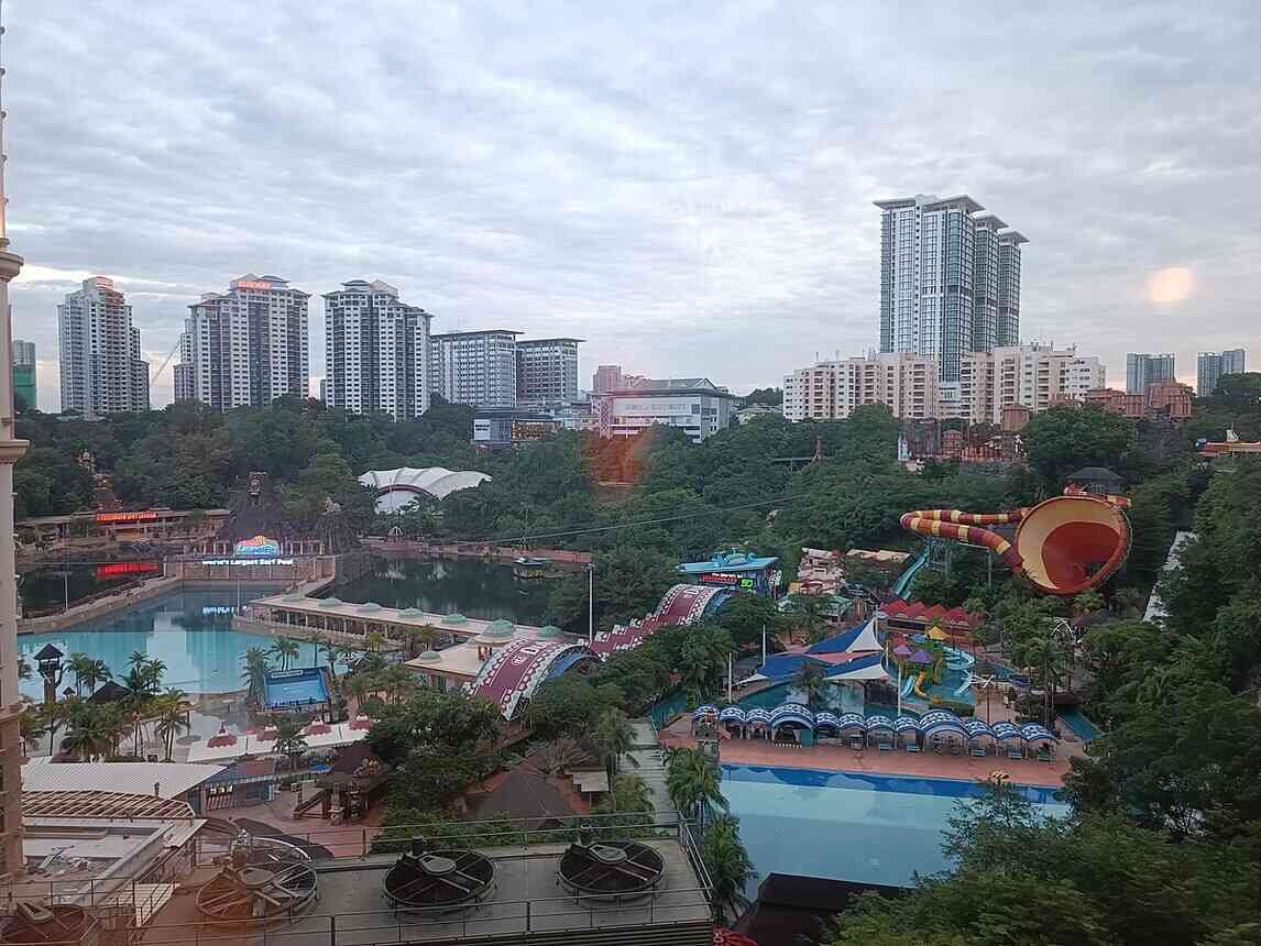 30 Tourist Places in Malaysia: Famous Places to Visit & Things to Do