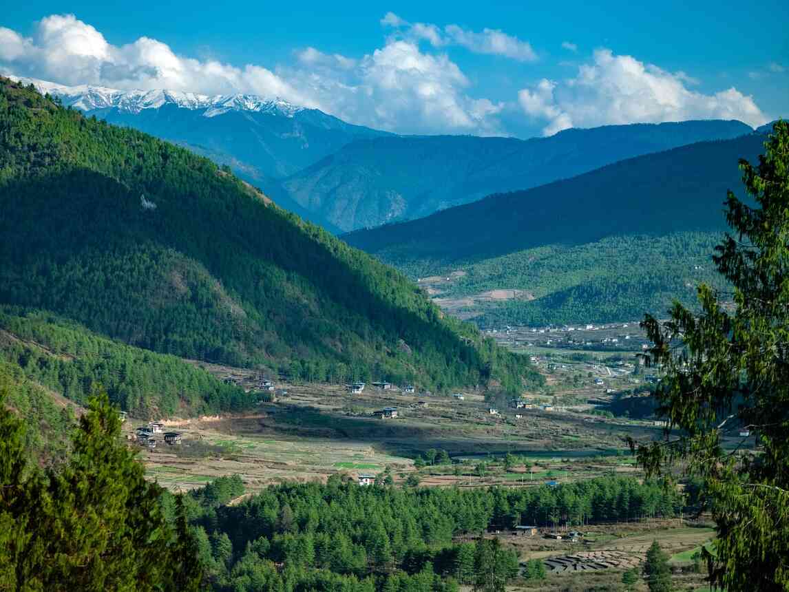 28 Tourist Places in Bhutan: Famous & Most Beautiful Places to Visit