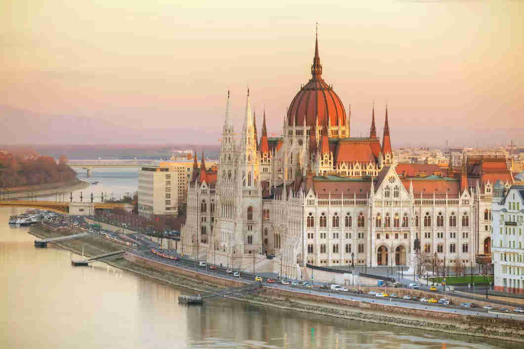 Best Time to Visit Hungary: Seasons To Visit & Tips For Travelling