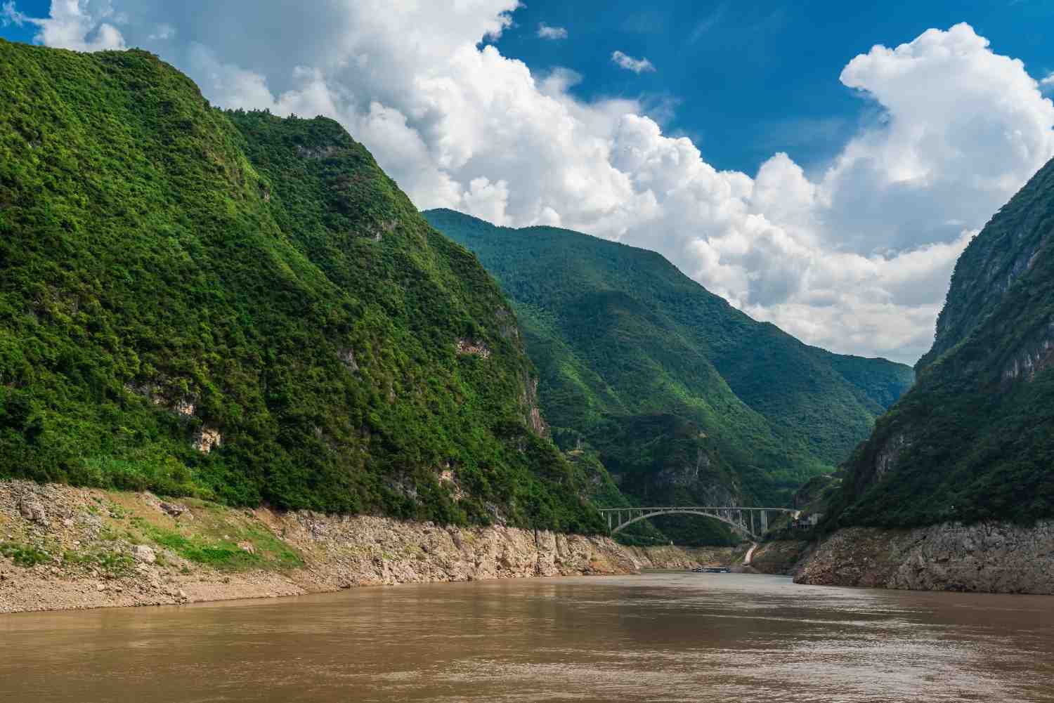 30 Tourist Places in China: Tourist Attractions & Famous Places